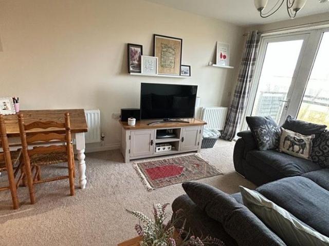 1 Bed Flat, Tarves Way, SE10