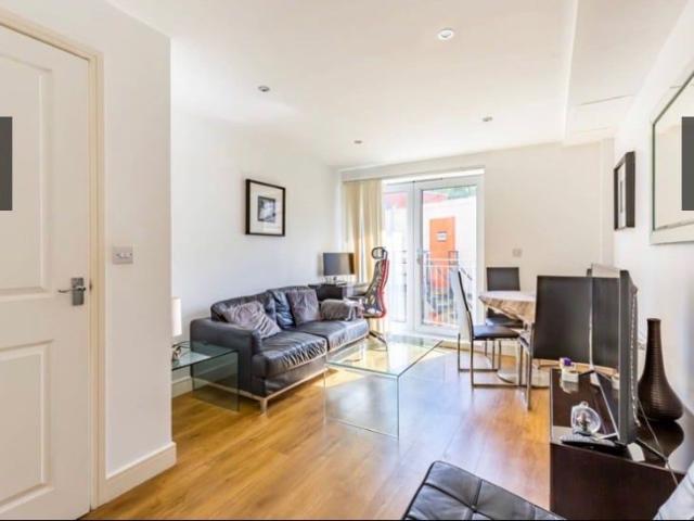 1 Bed Flat, Taylor House, E14