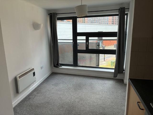 1 Bed Flat, The Point, LS12