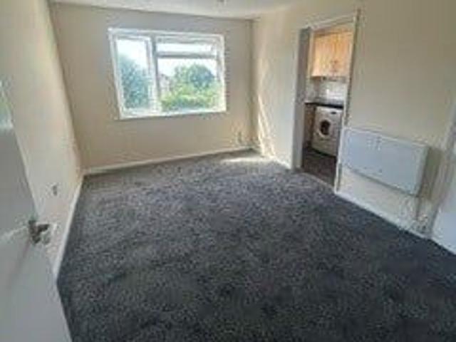 1 Bed Flat, Thorold Road, SO18