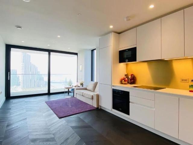 1 Bed Flat, Tidemill Square, SE10