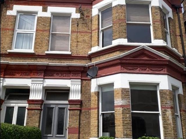 1 Bed Flat, Tierney Road, SW2