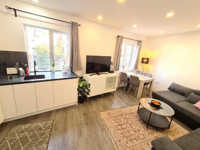 1 bed Flat To Let