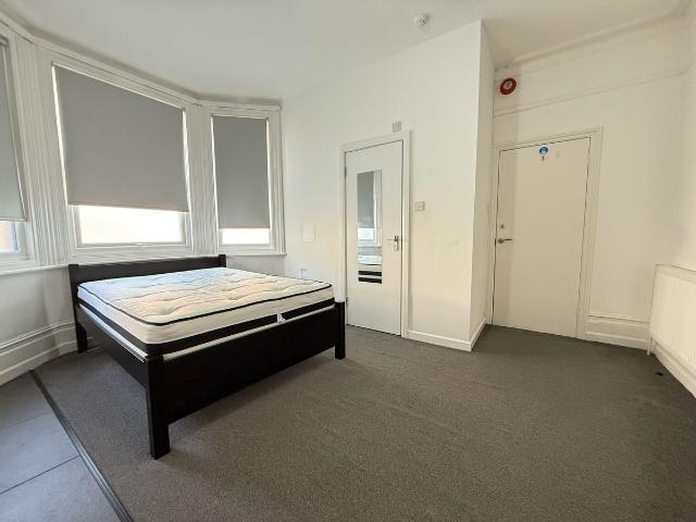 1 bed Flat To Let