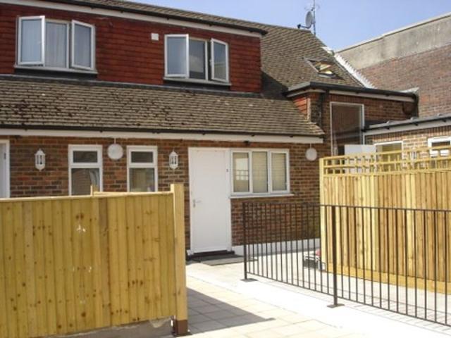 1 Bed Flat To Let