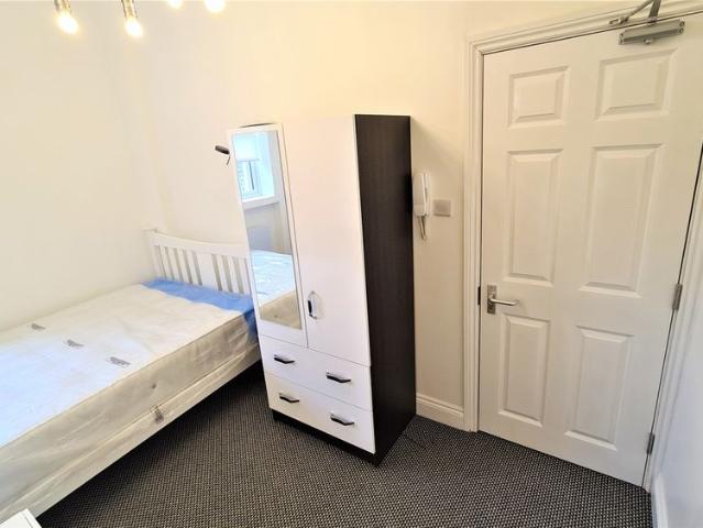 1 bed Flat To Let