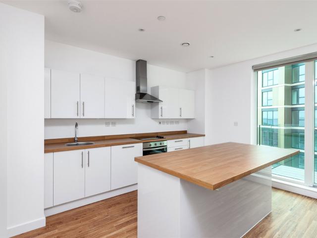 1 bed flat to let in Chatham