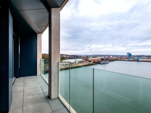 1 bed flat to let in Chatham