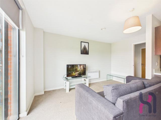 1 bed flat to let in Manchester