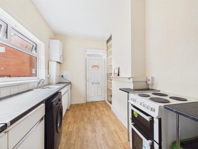 1 BED Flat To rent