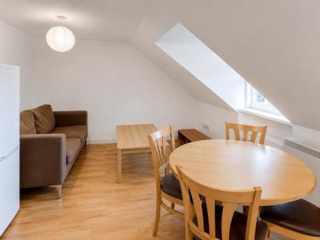 1 BED Flat To rent