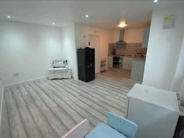 1 bed flat to rent