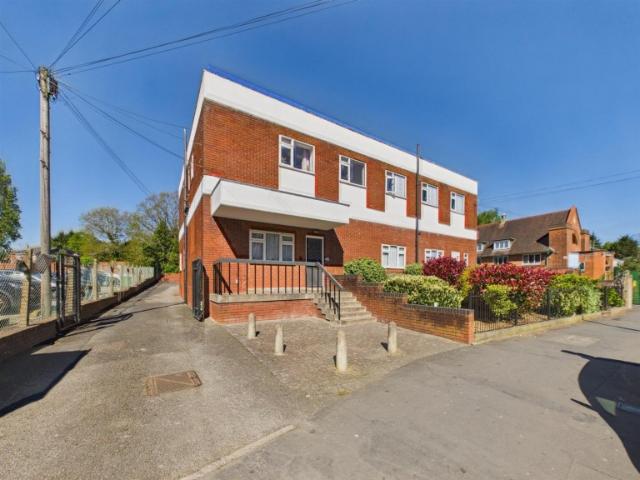 1 BED Flat To rent