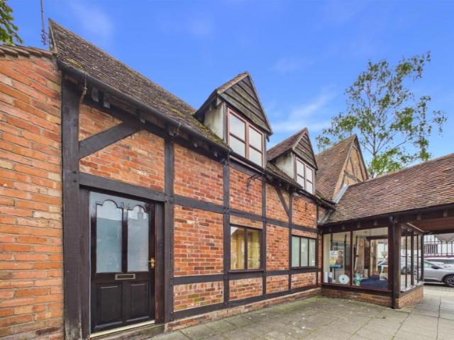 1 BED Flat To rent