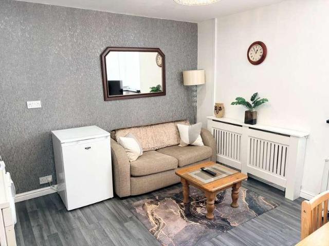 1 bed flat to rent