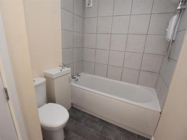 1 BED Flat To rent