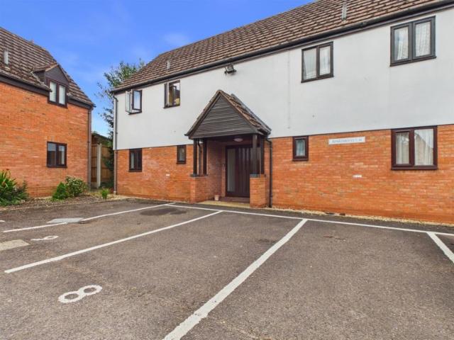 1 BED Flat To rent