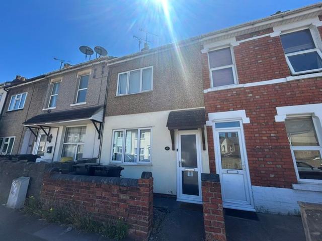 1 Bed Flat To Rent, Crombey Street, Town Centre SN1, 1 bed flat to rent, £850 pcm | PrimeLocation