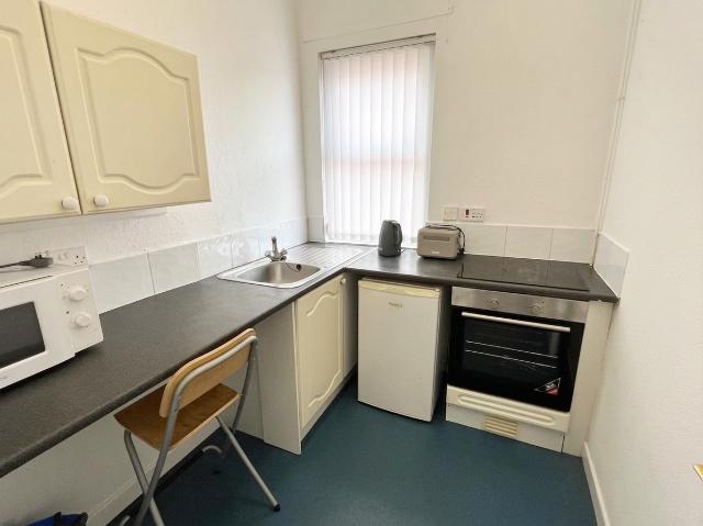 1 bed flat to rent in 18 Eccles Old Road, Salford, M6