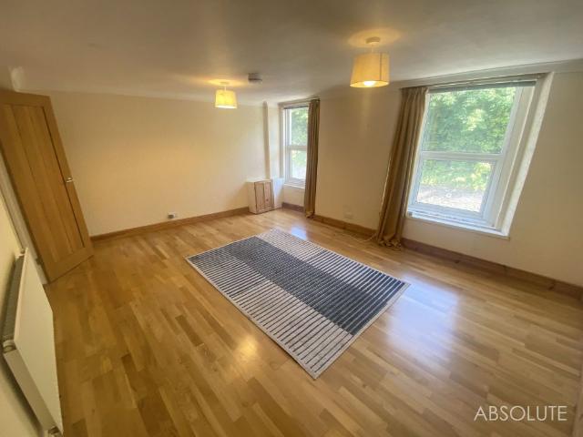 1 bed flat to rent in 21 New Road, Brixham, TQ5