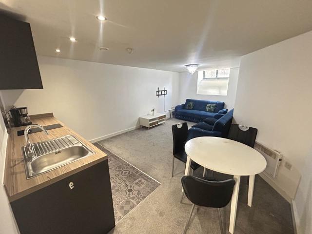 1 bed flat to rent in Cape Street, Bradford, BD1