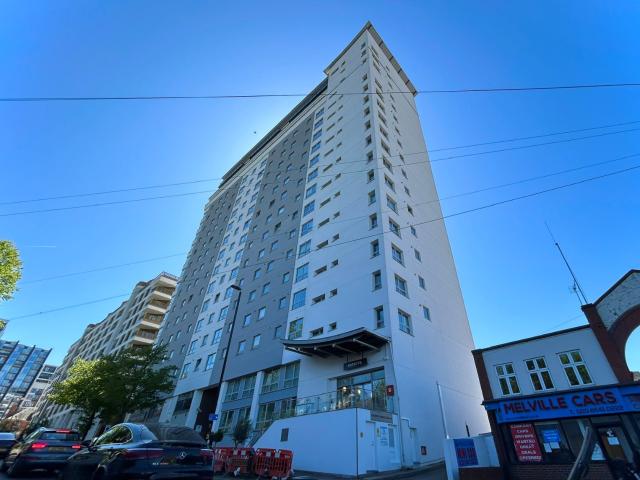 1 bed flat to rent in Aspects, SM1