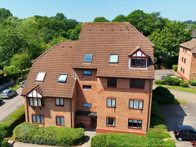 1 bed flat to rent in Bowls Court, Coventry, CV5