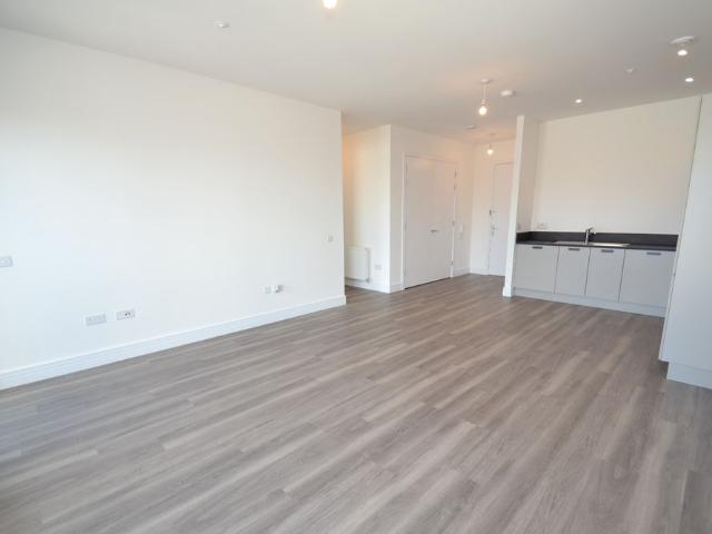1 bed flat to rent in Earlspark Avenue, Glasgow, G43
