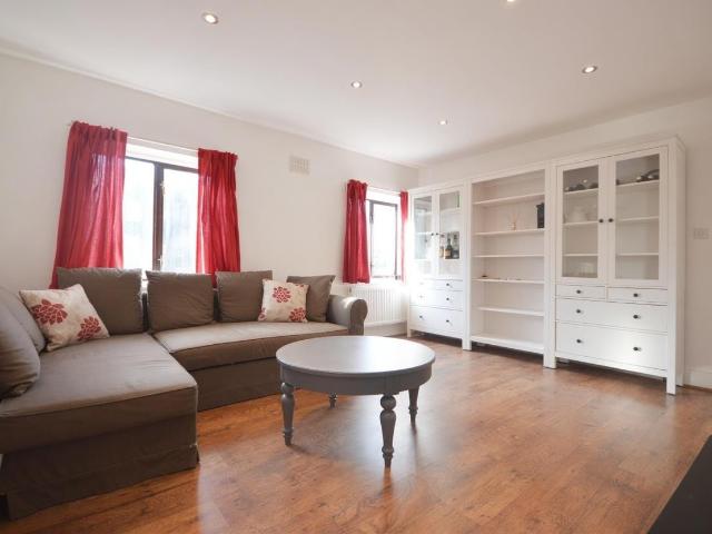 1 bed flat to rent in Octavia Mews, Willesden Green | Daniels Estate Agents