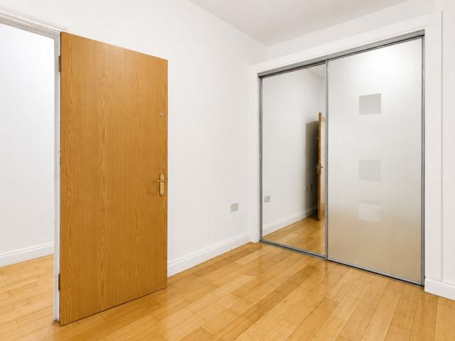 1 bed flat to rent in Laugan Walk, London, SE17