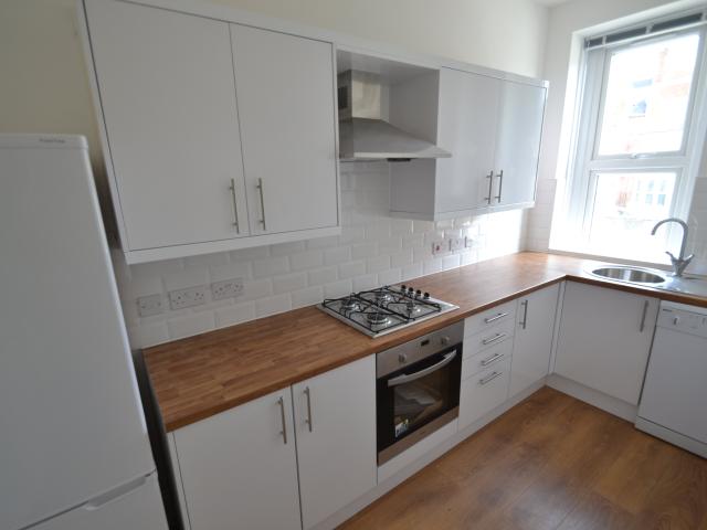 1 bed flat to rent in Newport Road, Penylan, CF24