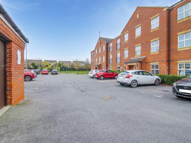 1 bed flat to rent in Shaw Road, Chillwell, Nottingham, NG9 6RS