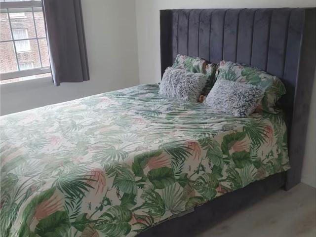 1 bed flat to rent in Room 1, Gosling Way, Chardin House Gosling Way, SW9