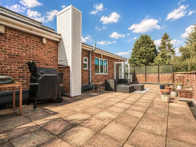 1 bed flat to rent in The Avenue, Poole, BH13