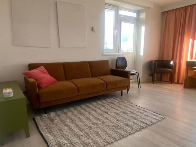1 Bed Flat, Topham House, SE10