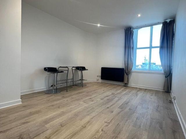 1 Bed Flat, Trinity House, AB11