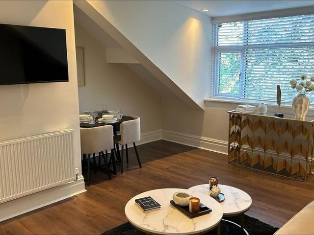 1 Bed Flat, Ullet Road, L17