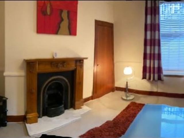 1 Bed Flat, Union Grove, AB10