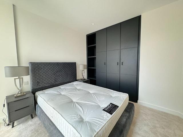1 Bed Flat, Valencia Tower, EC1V