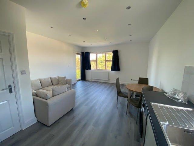 1 Bed Flat, Varn House, IG11
