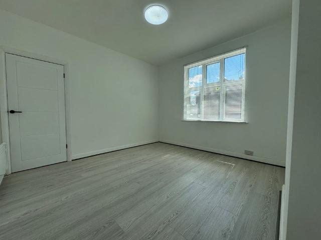 1 Bed Flat, Victor Road, HA2
