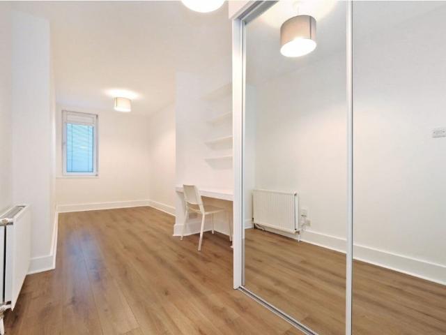 1 Bed Flat, Victoria Road, AB11