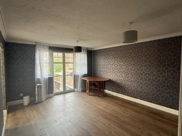 1 Bed Flat, Viscount Court, LU2