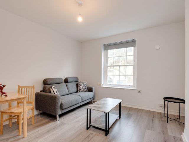 1 Bed Flat, Walker House, NW1