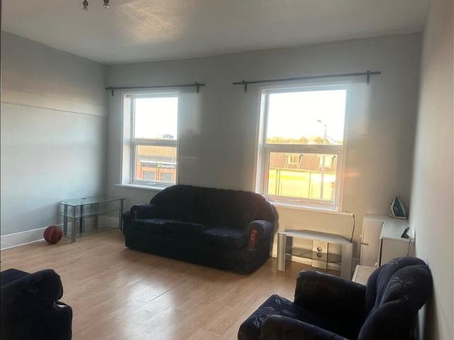 1 Bed Flat, Walton Road, L4