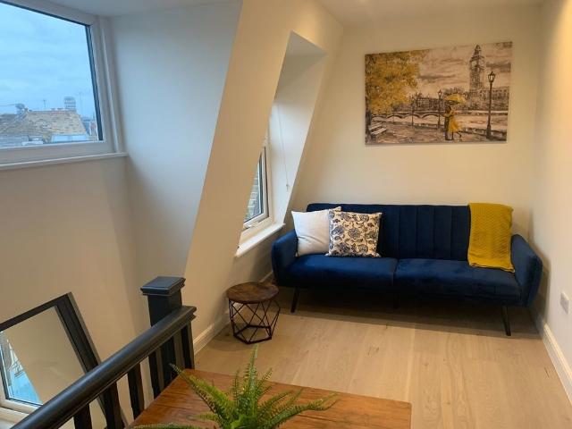 1 Bed Flat, Wandsworth Bridge Road, SW6