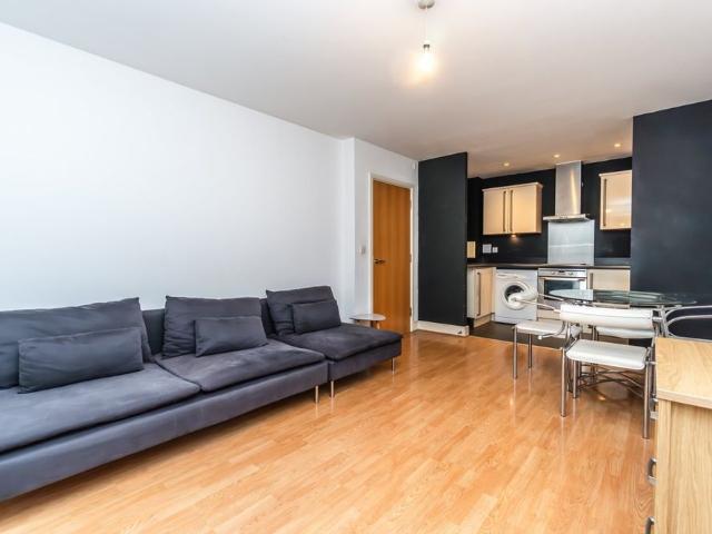 1 Bed Flat, Wealden House, E3