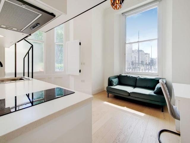 1 Bed Flat, Westbourne Terrace, W2
