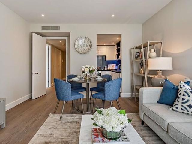 1 Bed Flat, Westferry Circus, E14