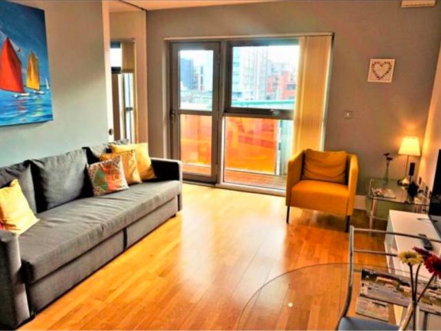 1 Bed Flat, Whitworth Street West, M1